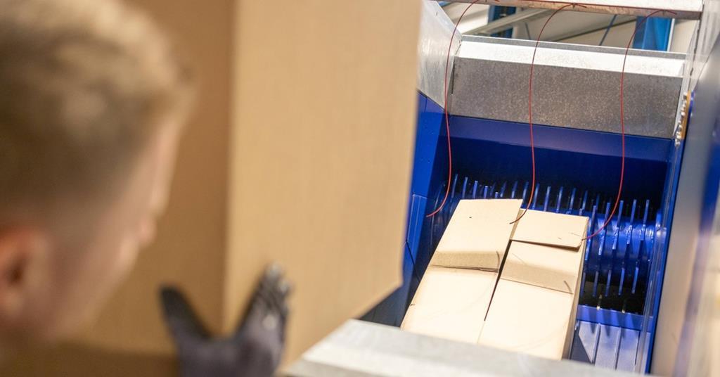 JumboLoadBaler creates bales from plastic, fibre, and metal waste ...