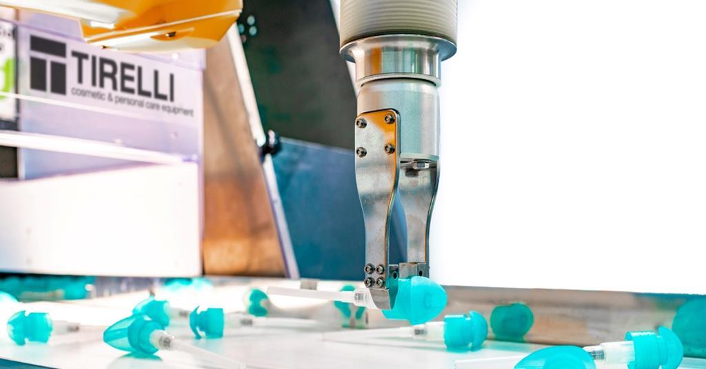 Robotic solution for feeding triggers and pumps launched by AROL GROUP ...