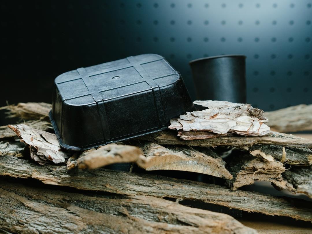 Bpacks introduces new tech to convert bark waste into rigid packaging ...