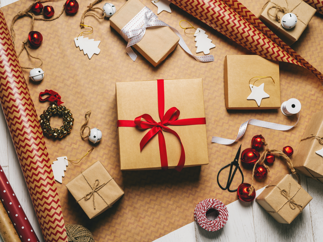 How to make your Christmas gift wrapping sustainable | Article ...