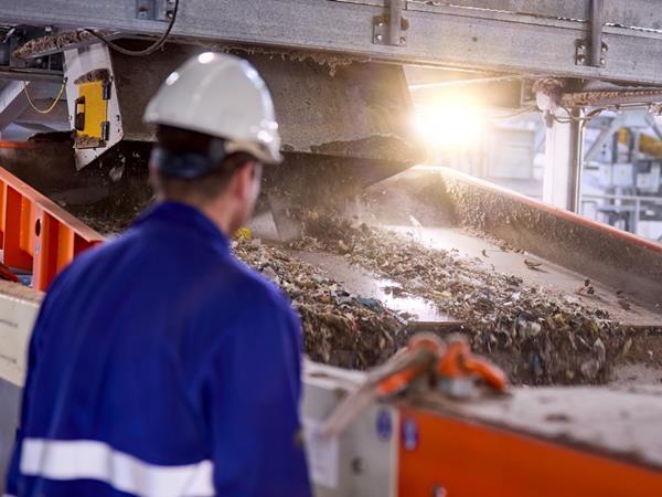 Renewi and Freepoint Eco-Systems to build new waste plastic sorting and ...