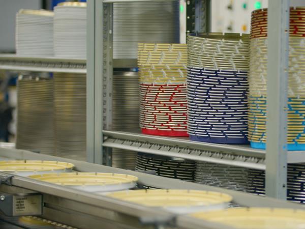Henkel introduces phthalate-free compounds for metal packaging sealing ...
