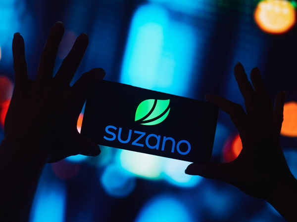 Suzano considers increasing $15 Billion bid for International Paper ...