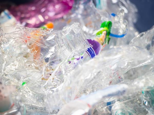 What does DRS offer as part of local and global responses to plastic ...