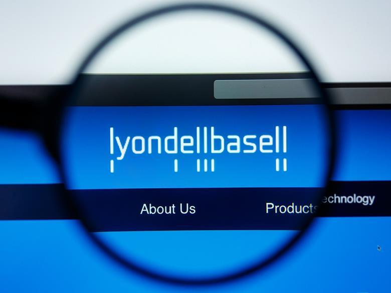 LyondellBasell to transform plastic waste into feedstock at upcoming ...
