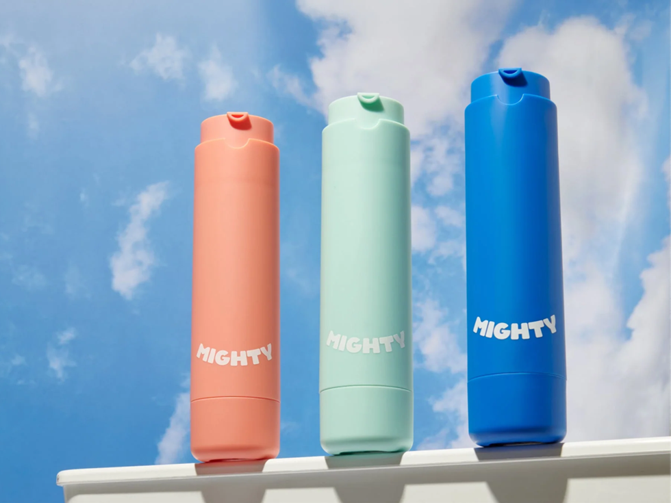 New refillable toothpaste dispenser and biodegradable refills launched | Packaging Europe