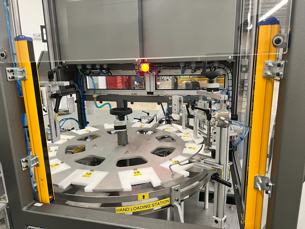 EndFlex vertical cartoner offers versatile automatic and manual loading ...